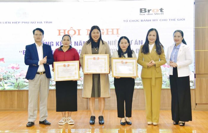 Tin hoạt động Hội LHPN tỉnh Hà Tĩnh - Cổng Thông Tin Hội Liên hiệp Phụ nữ Việt Nam