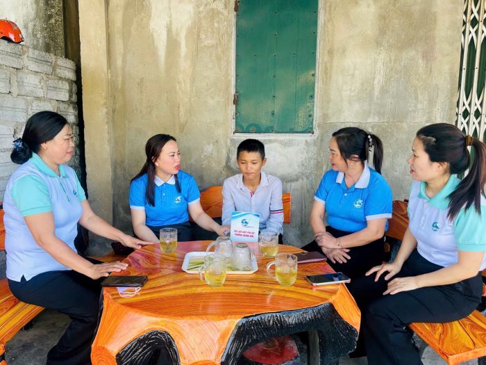 Phát huy vai trò của phụ nữ Hà Tĩnh trong kỷ nguyên vươn mình của dân tộc - Cổng Thông Tin Hội ...