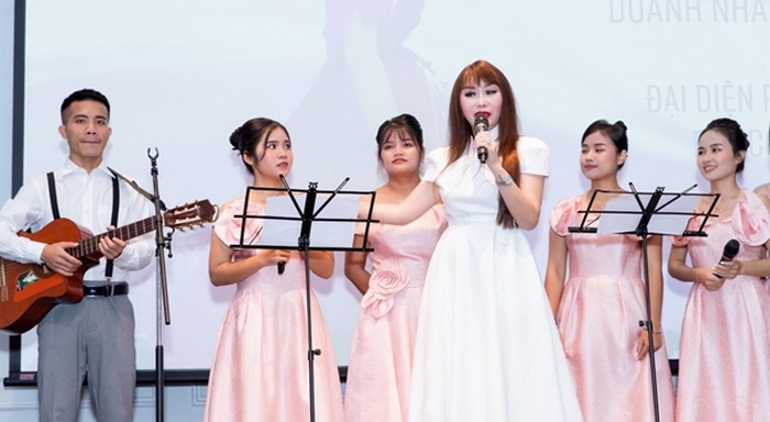 Doanh nhân bác sĩ Sam Nguyen được ghi nhận vì những cống hiến cho cộng ...