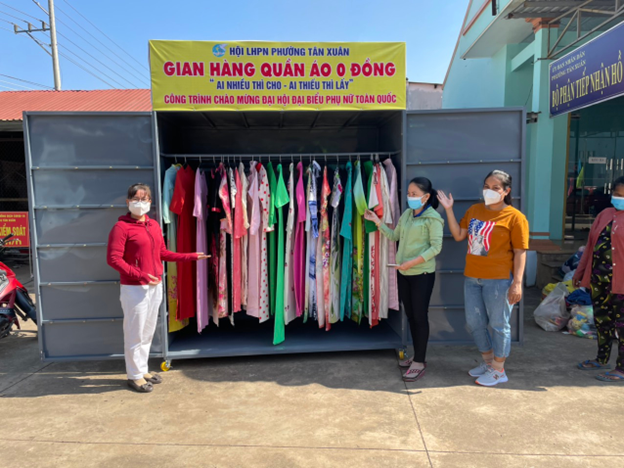 Tủ quần áo 0 đồng: Mang yêu thương đến với mọi người - Cổng Thông Tin ...