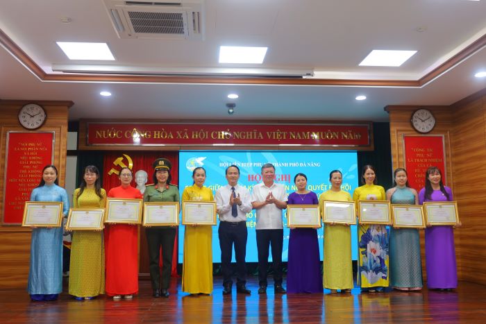 Hội LHPN TP Đà Nẵng sơ kết giữa nhiệm kỳ thực hiện Nghị quyết Đại hội đại biểu phụ nữ - Cổng ...